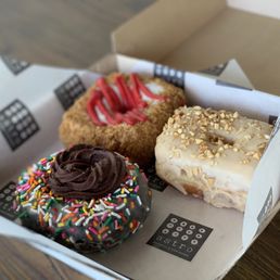 Astro Doughnuts & Fried Chicken Reviews | Read Customer Service Reviews ...