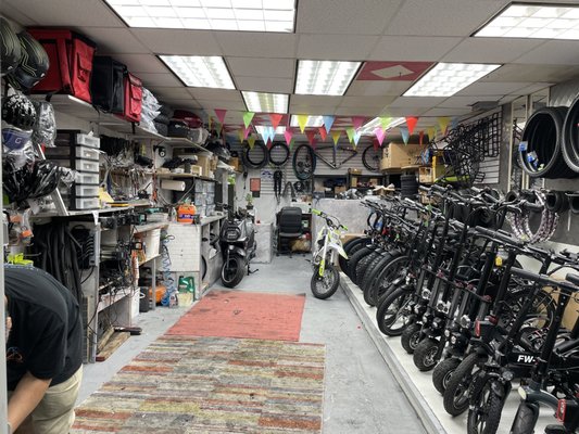 MONROE RIDE ELECTRIC BIKE - Updated January 2026 - 387 Flatbush Ave ...