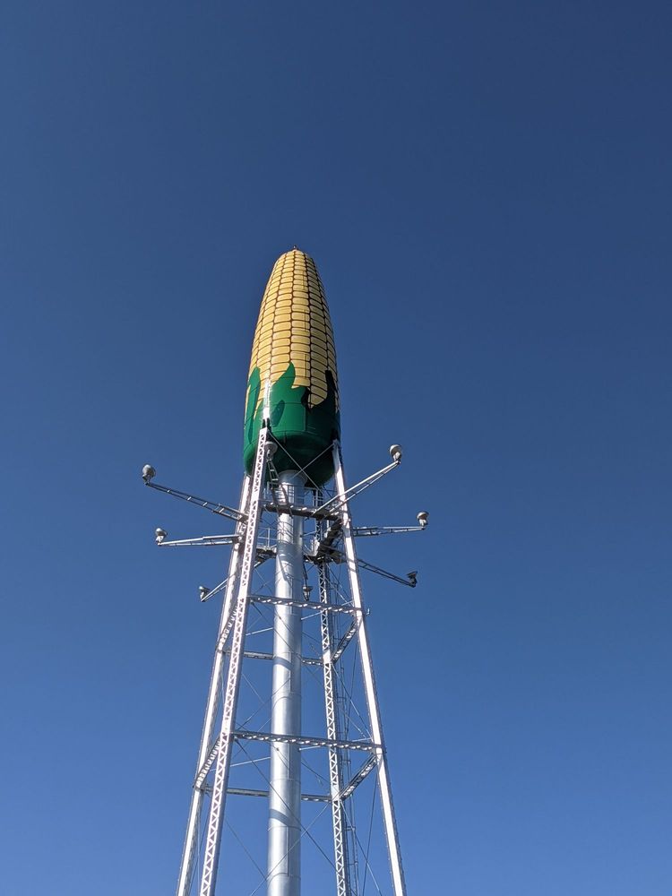 EAR OF CORN WATER TOWER - 1300 Fairgrounds Ave SE, Rochester, Minnesota ...