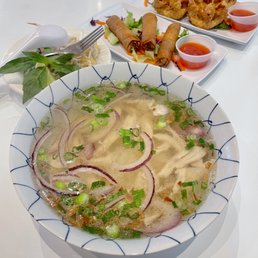 SIP PHO - Updated October 2025 - 831 Photos & 474 Reviews - 512 W 29th ...