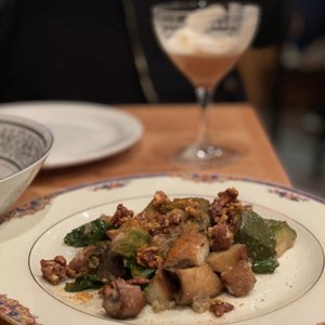 BOB INN - 15 Photos & 121 Reviews - 2609 W Fullerton Ave, Chicago, IL ...