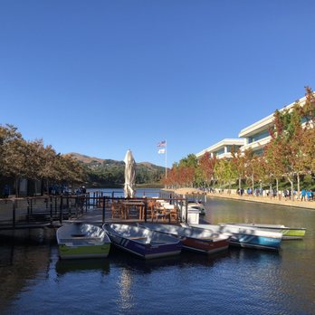 ROUNDHOUSE MARKET & CONFERENCE CENTER - Updated December 2025 - 204 ...