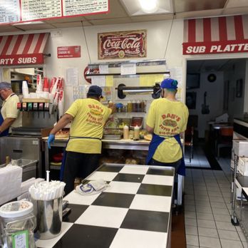 DAN’S SUPER SUBS - Updated December 2024 - 952 Photos & 1855 Reviews ...