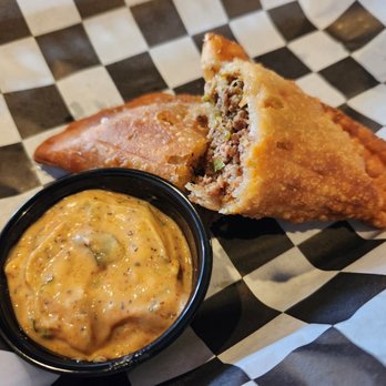 JUNEBUG CAFÉ - Updated October 2024 - 121 Photos & 96 Reviews - 4042 N ...