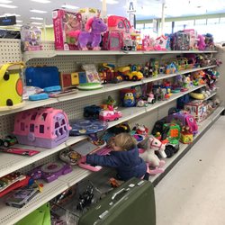 Goodwill Store & Donation Center - Donation Center - 204 Loudon Rd ...