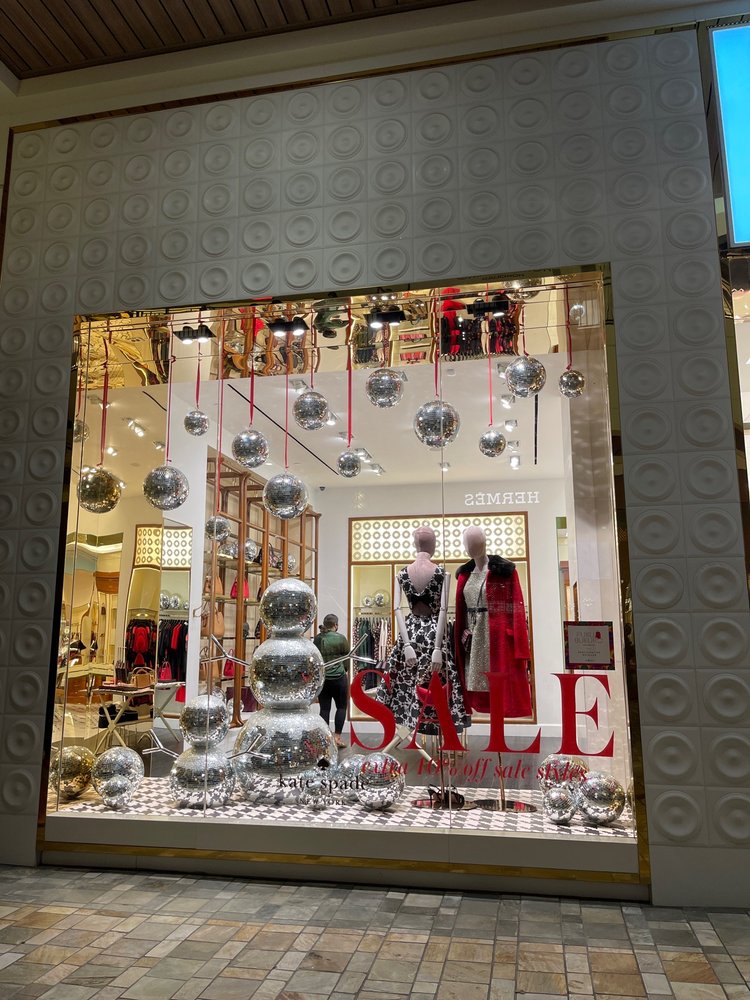 KATE SPADE - Updated January 2025 - 17 Photos - 300 Rodgers Boulevard ...
