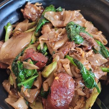 BA MEE THAI NOODLE HOUSE - Updated October 2024 - 103 Photos & 58 ...