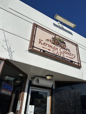 KERMAN COUNTRY CAFE - Updated November 2025 - 53 Photos & 56 Reviews ...