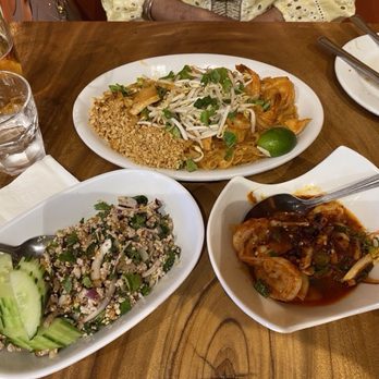 RICKY THAI BISTRO - Updated October 2025 - 438 Photos & 770 Reviews ...