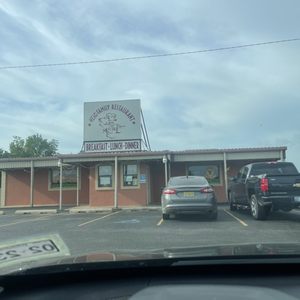 MEAD FAMILY RESTAURANT - 31 Photos & 35 Reviews - 8146 Hwy 70 W, Mead ...