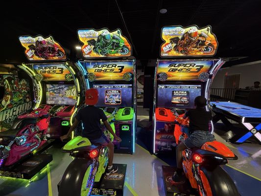 CITY JUMP FAMILY ENTERTAINMENT COMPLEX - Updated October 2025 - 32 ...