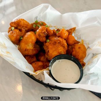 VINTAGE ON RACE - Updated May 2025 - 61 Photos & 23 Reviews - 500 Race St, Cincinnati, Ohio ...