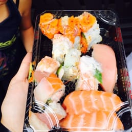 KURA REVOLVING SUSHI BAR - Updated December 2025 - 3328 Photos & 2229 ...