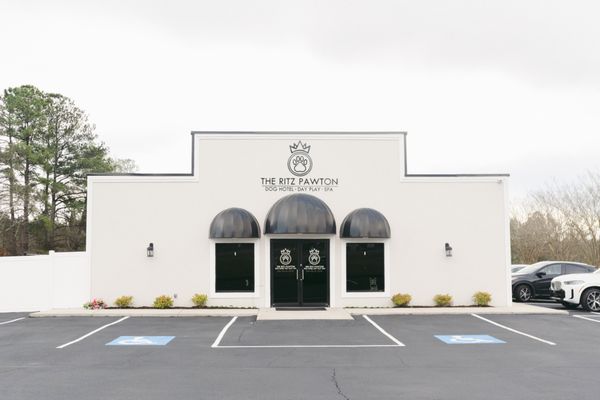 THE RITZ PAWTON - Updated January 2026 - 12 Photos - 1531 Edgefield Rd ...