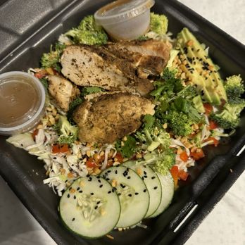 FRESHROOTS KITCHEN - Updated December 2025 - 207 Photos & 224 Reviews ...