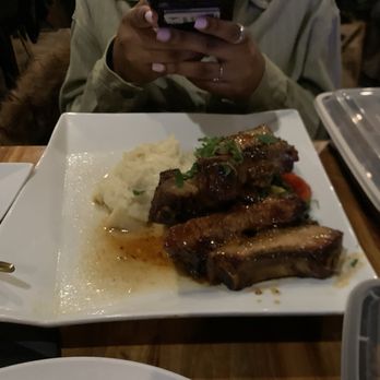 ESTELLA - Updated November 2025 - 283 Photos & 241 Reviews - 49 Temple ...