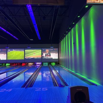 MAIN EVENT TEMPE - 349 Photos & 488 Reviews - 8545 S Emerald Dr, Tempe ...