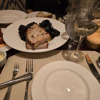 SANDBAR - Updated June 2025 - 624 Photos & 297 Reviews - 55 Main St ...