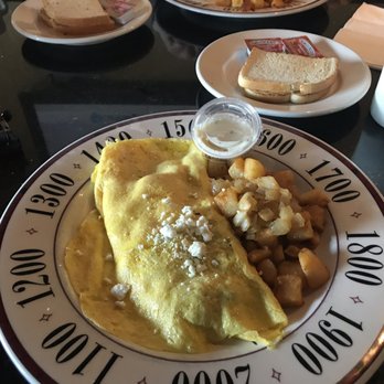 HILLVIEW RESTAURANT - Updated December 2025 - 104 Photos & 110 Reviews ...