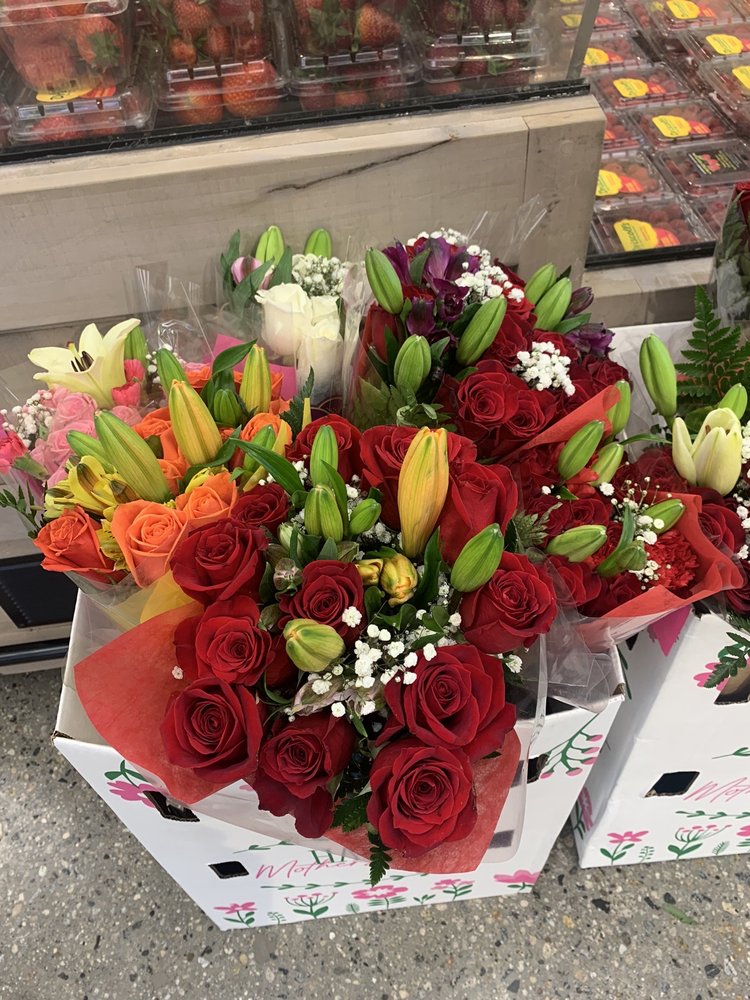 RALPHS - 91 Photos & 131 Reviews - 18010 Chatsworth St, Granada Hills ...