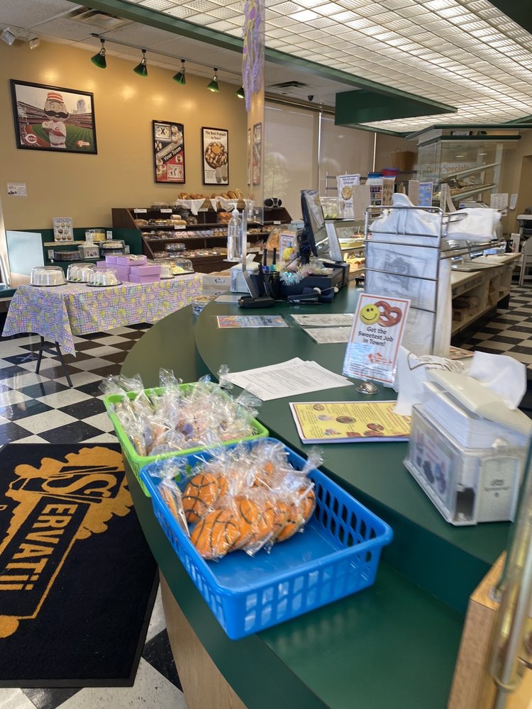 SERVATII PASTRY SHOP & DELI - Updated March 2025 - 18 Photos & 44 ...