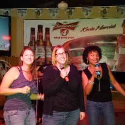 FAMOUS SAM’S - Updated July 2025 - 50 Photos & 83 Reviews - 1970 W ...