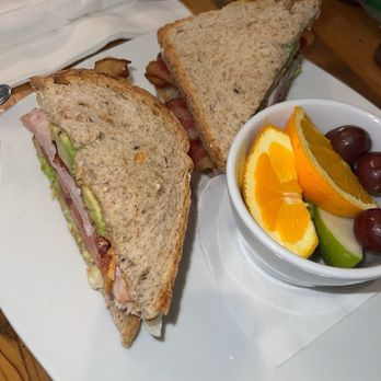 CAFE NOLA - Updated October 2025 - 668 Photos & 825 Reviews - 4 E ...