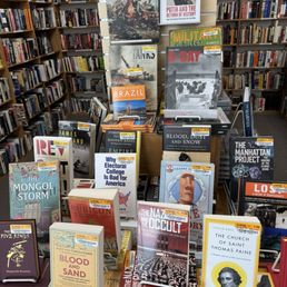 Half Price Books Reviews | Read Customer Service Reviews of hpb.com