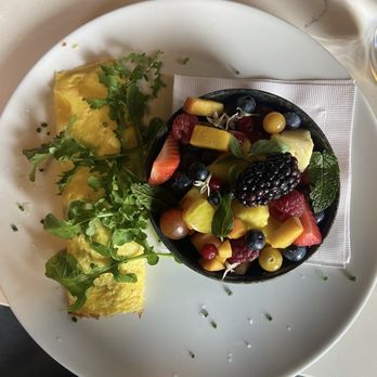 EDEN - Updated November 2024 - 993 Photos & 376 Reviews - 2734 W Roscoe ...