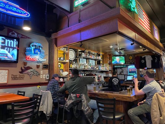 THE RUSTY BUCKET BAR AND GRILL - 28 Photos & 98 Reviews - 3355 S ...