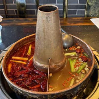 PICHAIYUAN HOT POT - Updated August 2024 - 389 Photos & 364 Reviews ...