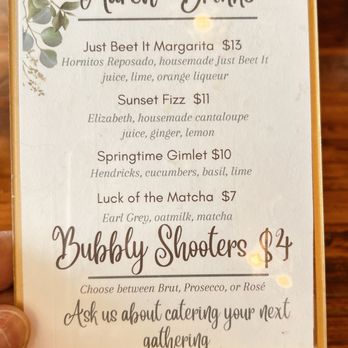 BUBBLY HEN - Updated July 2025 - 130 Photos & 67 Reviews - 7915 Vaughn ...