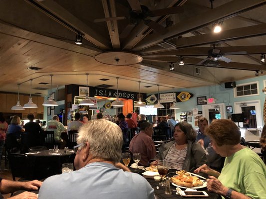 ISLANDERS RESTAURANT & BAR - 117 Photos & 228 Reviews - Southern - 1504 ...