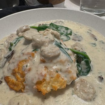 JUNEBERRY TABLE - Updated October 2024 - 231 Photos & 139 Reviews ...