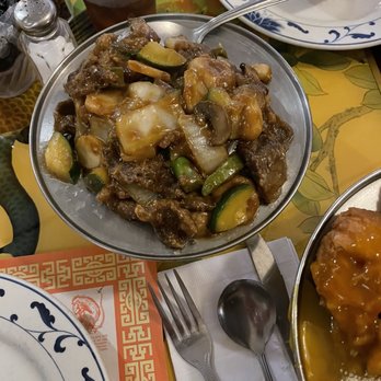 THE GOLDEN MOON - Updated December 2025 - 44 Photos & 57 Reviews - 4527 ...