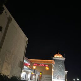 THE CHEESECAKE FACTORY - Updated April 2025 - 927 Photos & 903 Reviews ...