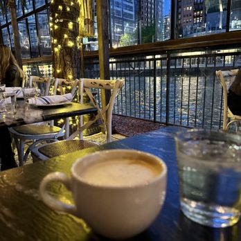 BEATNIK ON THE RIVER - Updated June 2024 - 2047 Photos & 805 Reviews ...