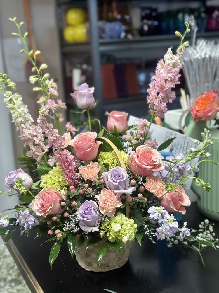 FANCY PLANTS’ FLOWERS & GIFTS - Updated July 2025 - 31 Photos - 2305 N ...