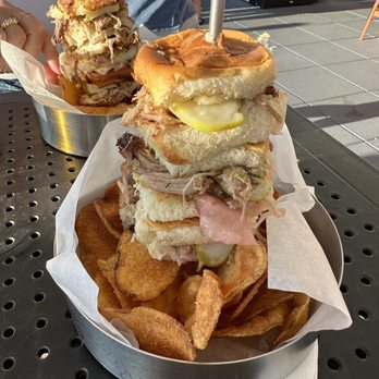 CLOUD 9 ROOFTOP BAR - Updated November 2025 - 100 Photos & 72 Reviews ...