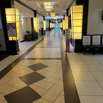 HOTEL CAPSTONE - Updated November 2025 - 51 Reviews & 96 Photos - 320 ...