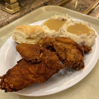 PLAZA INN - Updated July 2024 - 2824 Photos & 1441 Reviews - Disneyland ...