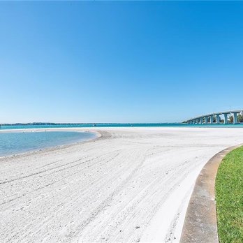CLEARWATER POINT BEACH - Updated December 2025 - 13 Photos - 825 S ...