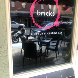 O’BRICKS IRISH PUB & MARTINI BAR - Updated July 2025 - 532 Photos & 698 ...
