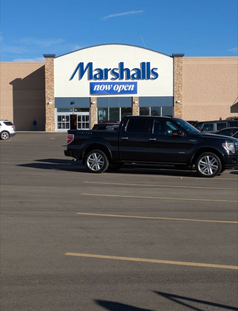 MARSHALLS - Updated January 2025 - 1815 Lincoln Way, Clinton, Iowa ...