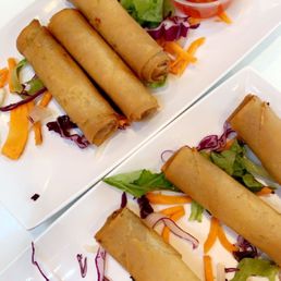 SIP PHO - Updated April 2025 - 776 Photos & 451 Reviews - 512 W 29th St ...