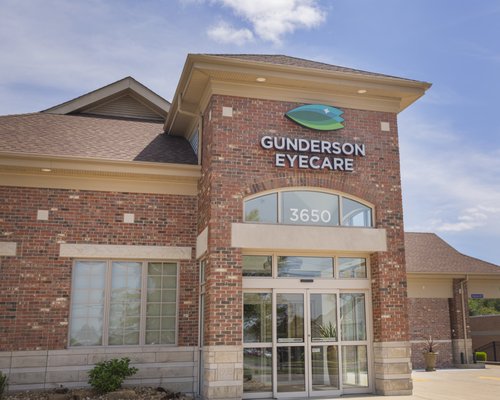 GUNDERSON EYECARE - Updated March 2025 - 13 Photos - 3650 N Newton St ...