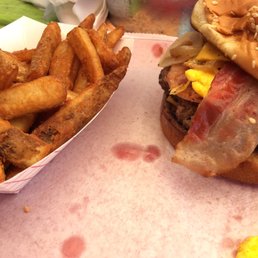 BURGER BARGE - Updated January 2026 - 155 Photos & 235 Reviews - 1401 N ...