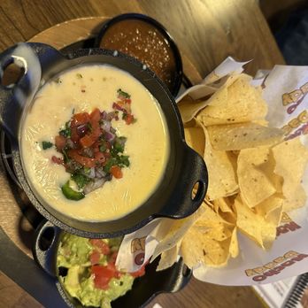 NACHO DADDY - Updated March 2025 - 125 Photos & 40 Reviews - 800 19th ...