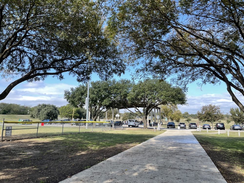 UNIVERSAL CITY MUNICIPAL PARK - Updated September 2025 - 39 Photos ...