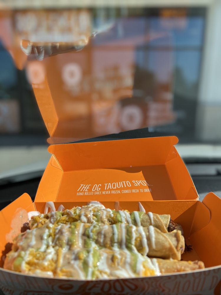 ROLL EM UP TAQUITOS - COLTON - Updated February 2025 - 235 Photos & 206 ...